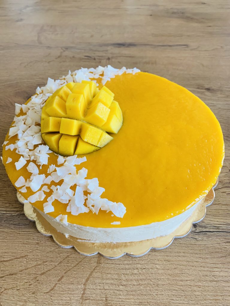 Mango-kokos torta brez glutena - Gluten Free with Megi